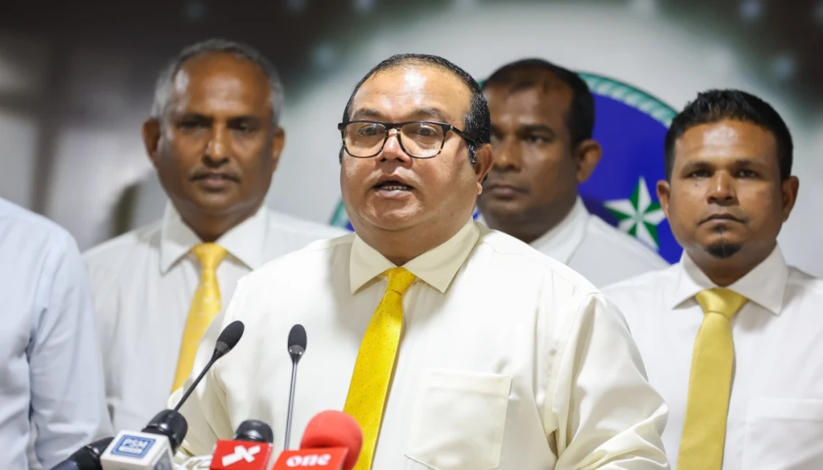 Nasheed must not chair parliament sittings anymore, Aslam says | Atoll ...