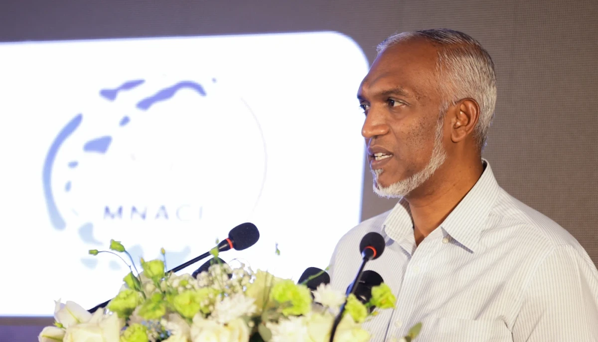 Muizzu returns after unofficial Singapore visit | Atoll Times