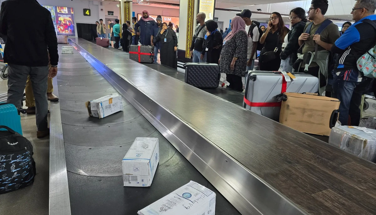 Customs seizes MVR 877,600 worth of drugs at airport | Atoll Times